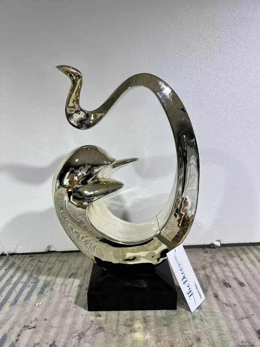 SILVER ABSTRACT TABLE DECOR #990 – The Decor Guys